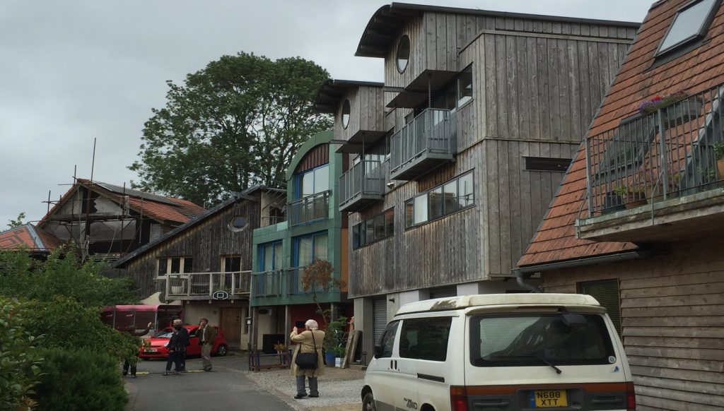 The secret to creating good urban communities? Learning from example ...